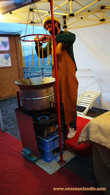 Vacanzelandia - Itinerari e Mete - Candele a Candelara in camper