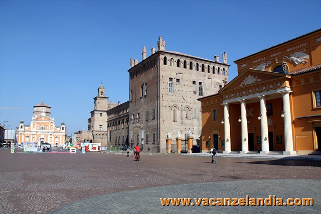 Vacanzelandia - Itinerari e Mete: CARPI - perla del Rinascimento e ...
