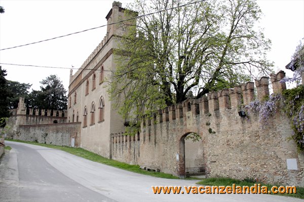 Vacanzelandia - Itinerari e Mete: SASSO MARCONI - il confine bolognese ...
