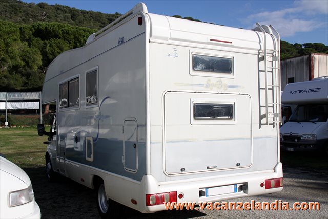 Vacanzelandia - Recensione camper RIMOR SUPERBRIG 630 del 2001 ...